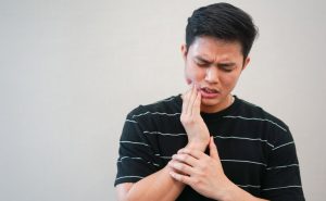 Acute Apical Abscess: Management Strategies | IFHNOS Auckland 2016